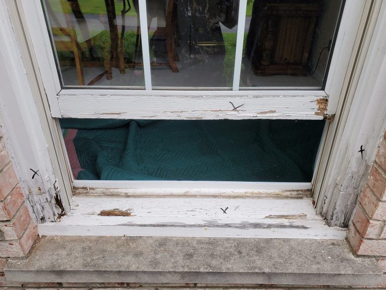 Window Repair and Glass Replacement by Arax Windows Work